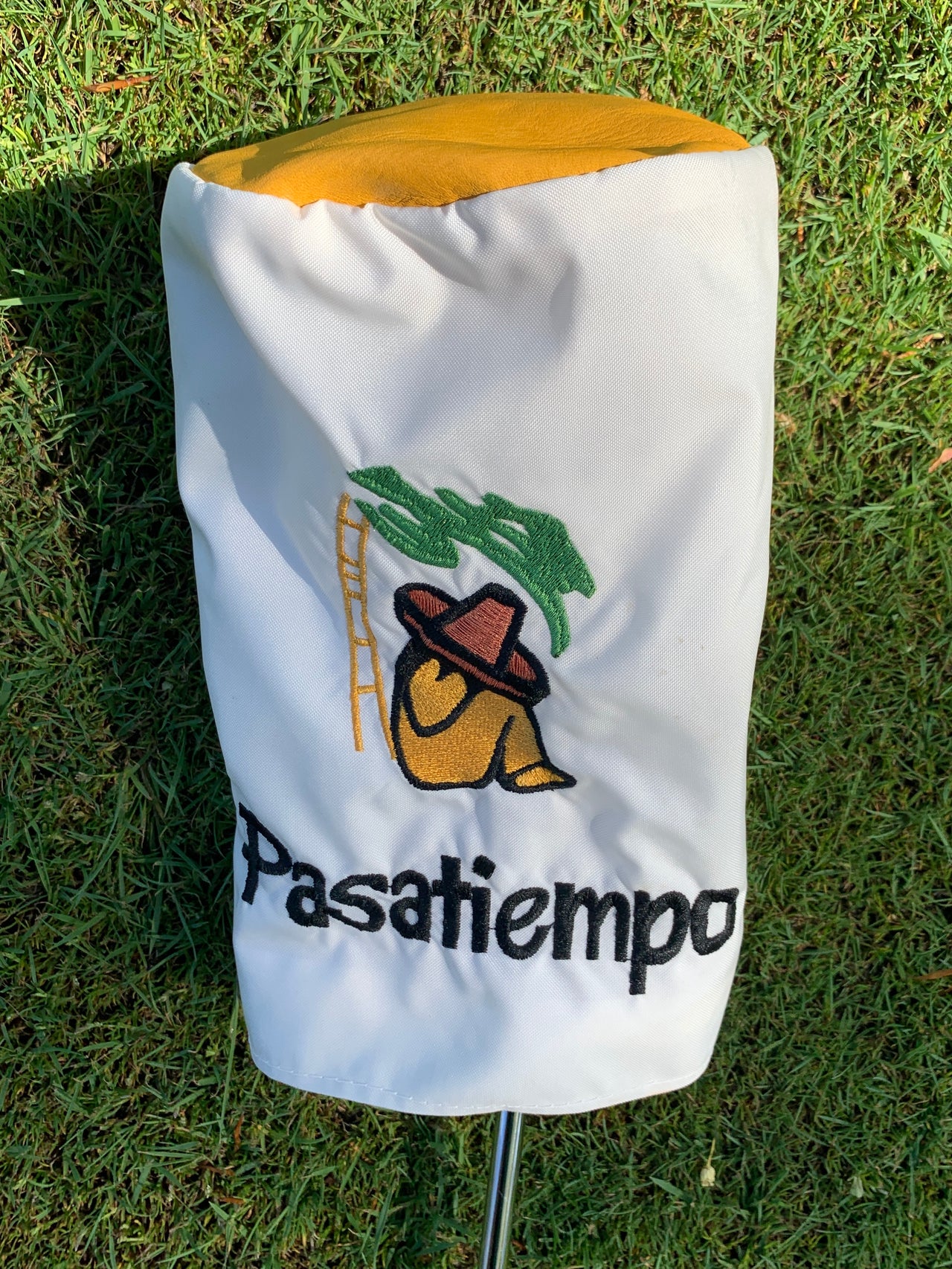 FlagBag Golf Co. | Bespoke Golf Bags Crafted From Golf Flags